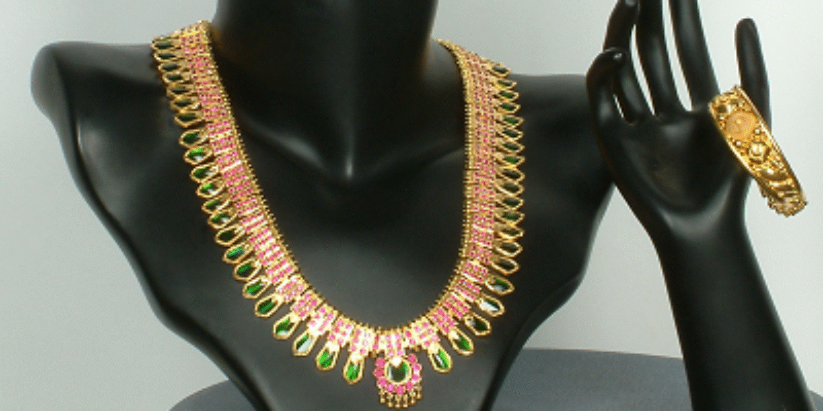 Lakshmi Jewellery | Makers of Payyanur Pavithra Mothiram since 1932